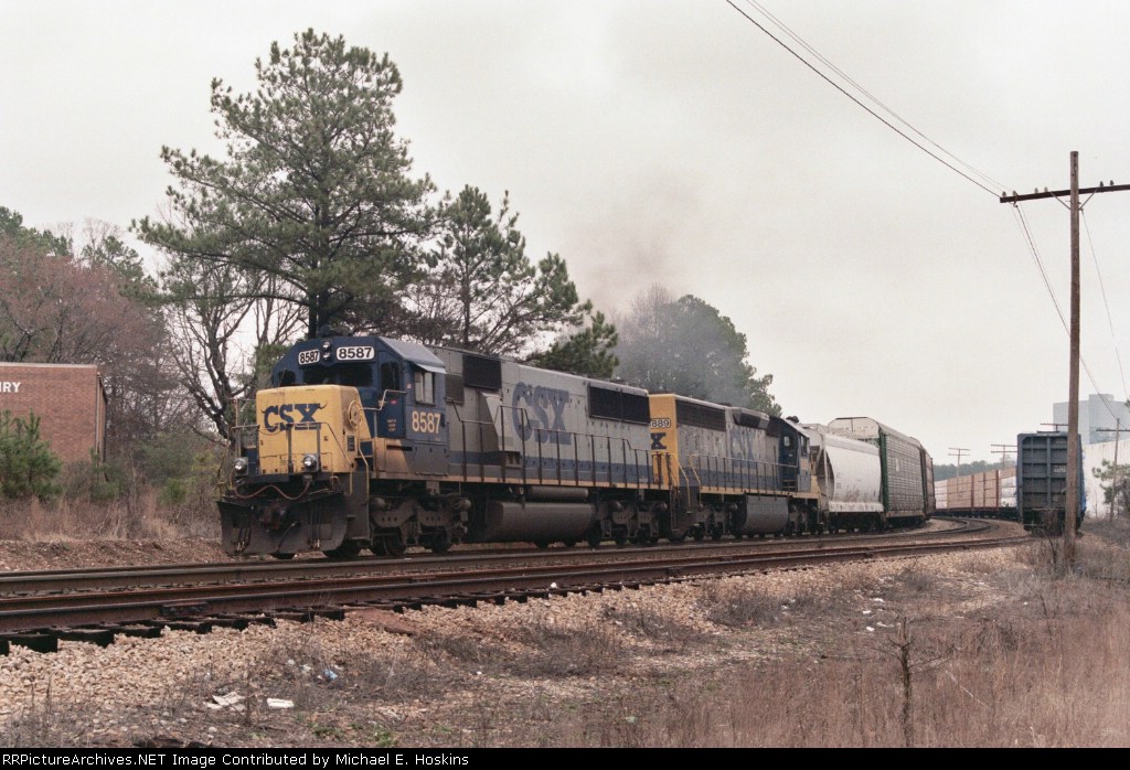 CSX 8587